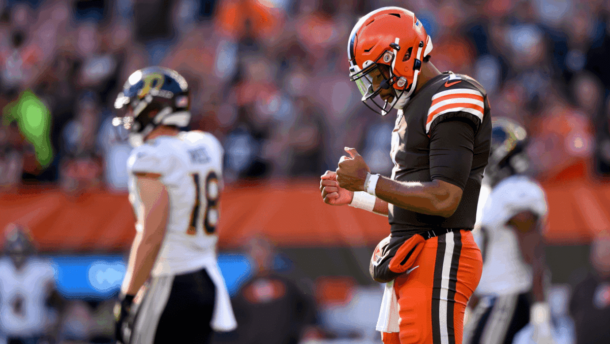 Browns quarterback Shedeur Sanders struggles in first real action as ...