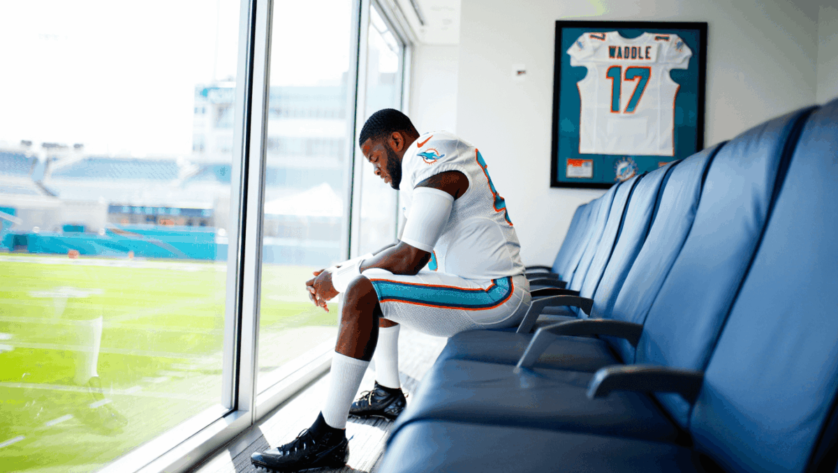 Miami Dolphins not setting up Malik Willis for success after Jaylen ...